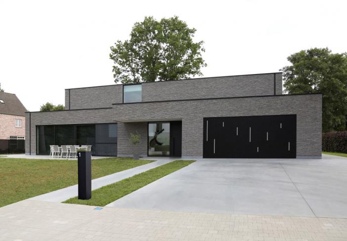 A total concept thanks to Renson® Linarte façade cladding | eSafe